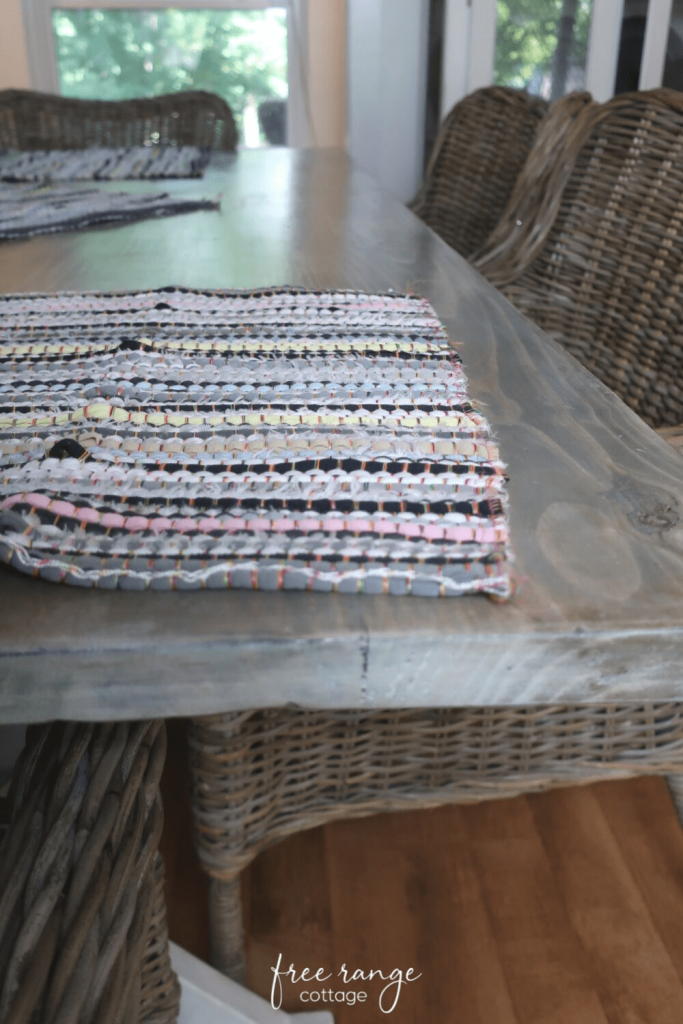 DIY Rustic Farmhouse Table Runner - Free Range Cottage